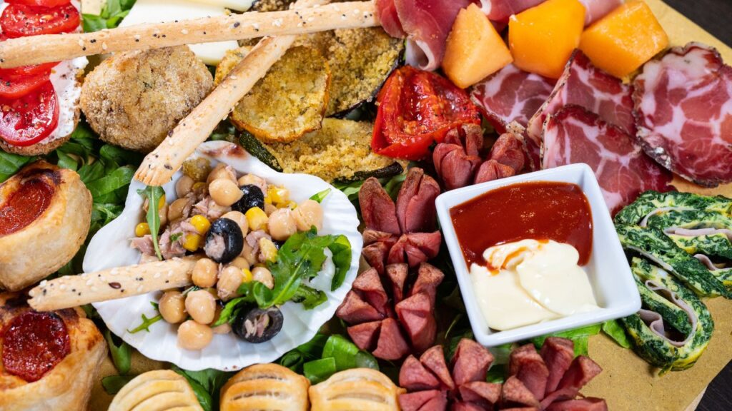 Cold cuts là gì? Cách trang trí và thưởng thức đĩa Cold cuts